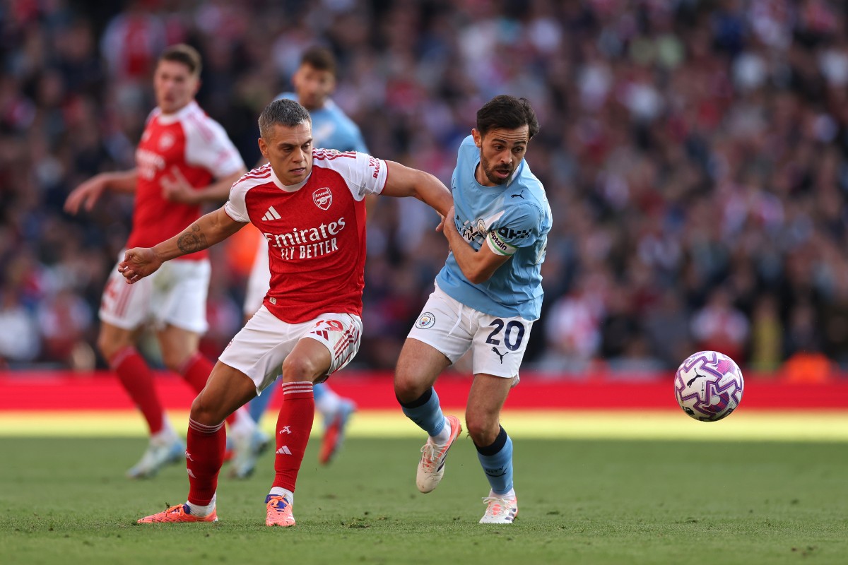 The Manchester City captain is setting a fine example.